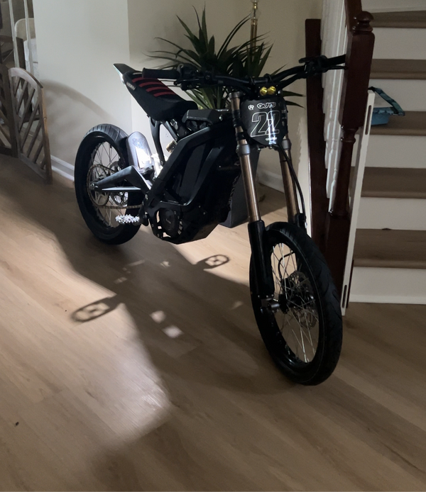 Surron Light Bee Plug & Play Rock Light – WaveMotosports